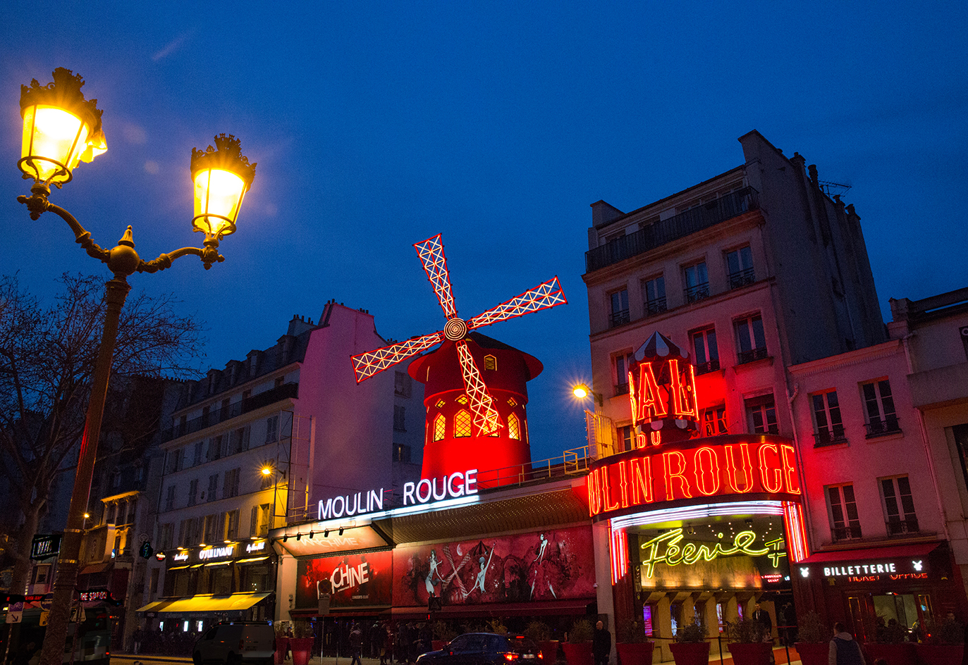 Comment s’habiller au Moulin Rouge